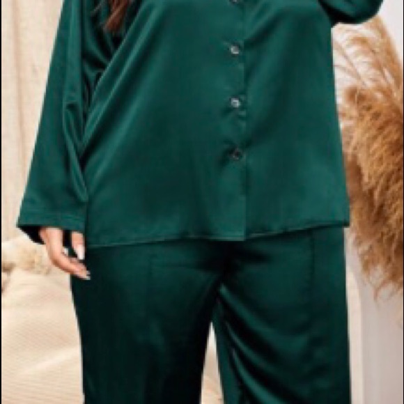 Intimates & Sleepwear | Plus Gorgeous Hunter Green Satin Pajama Set ...